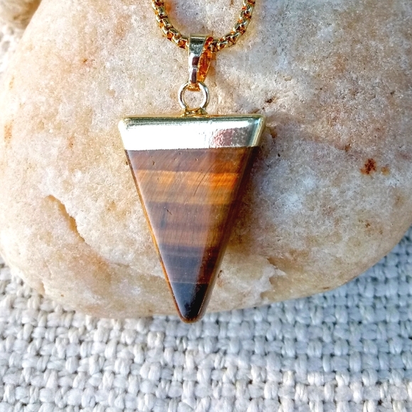 Independent | Jewelry | Tigers Eye Triangle Pendant | Poshmark